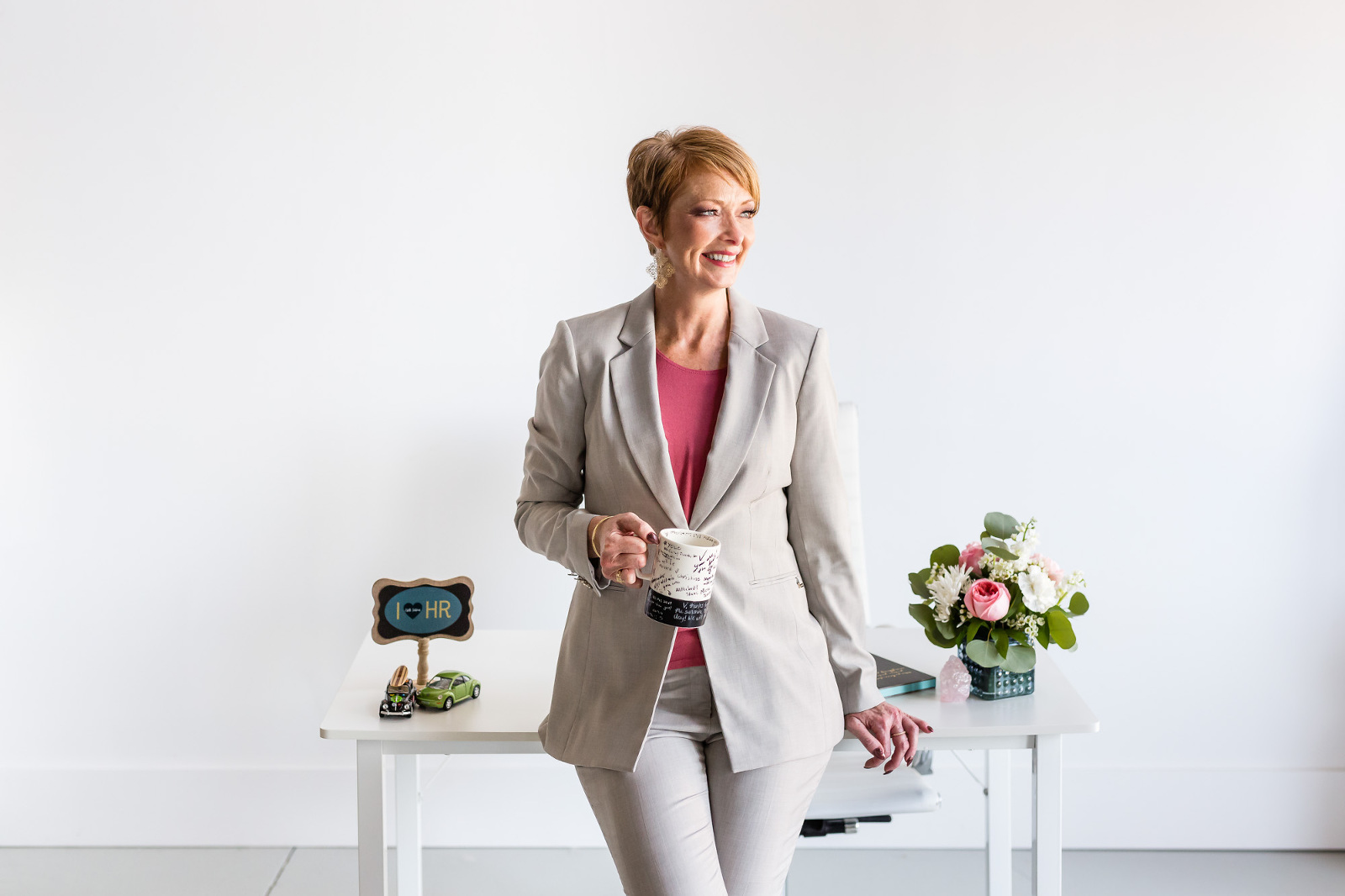 Brand Photographer Edmonton | Veronica Lyver | HR